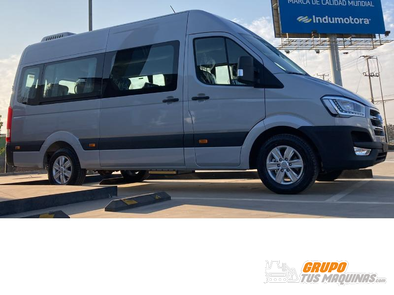 Compra de Hyundai Solati Mini Bus H350 - Buses y Furgones