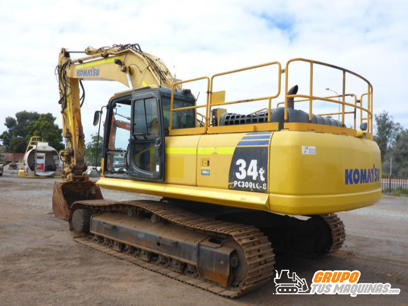 Arriendo de Komatsu PC300, Año 2020