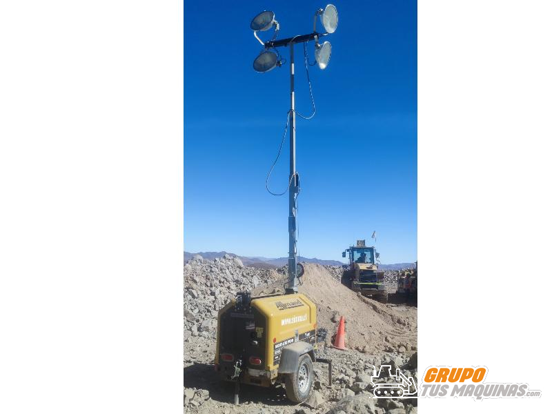 Arriendo de Allmand Night Lite Pro-II - Torres de Iluminación