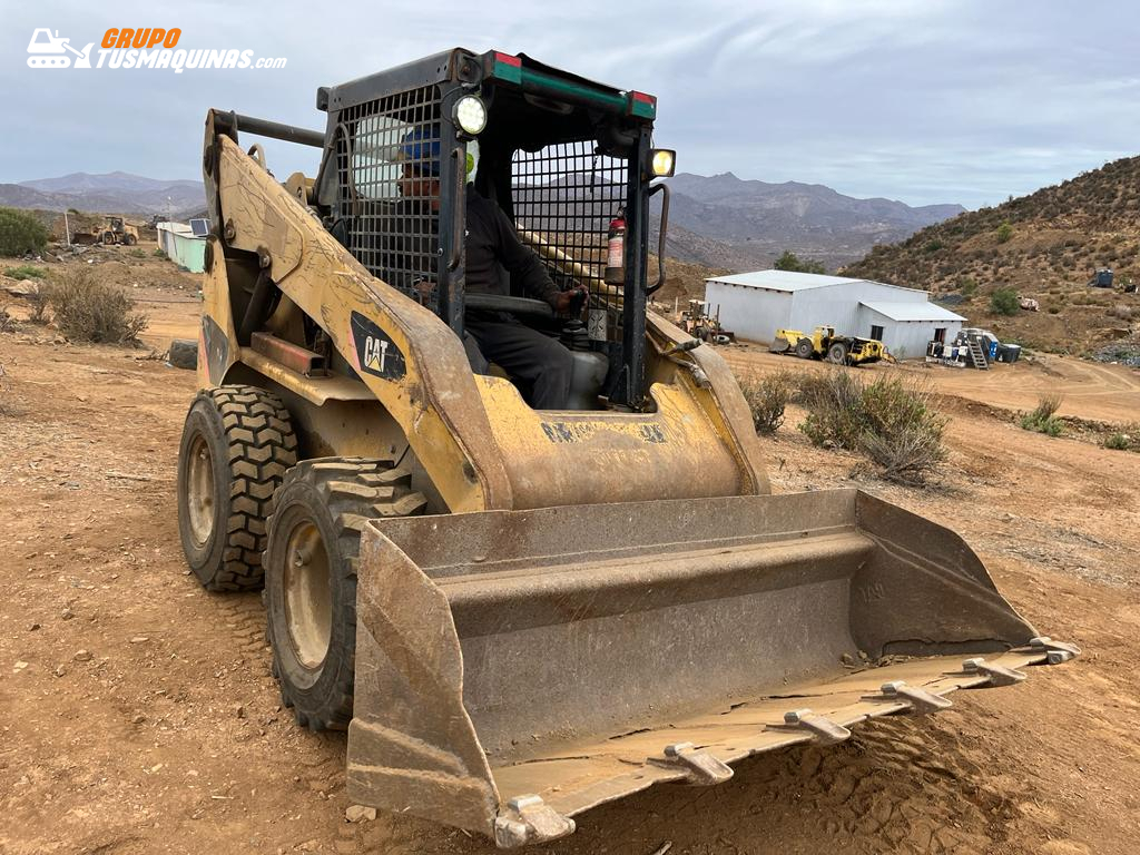 Venta de Caterpillar 252 B2, Año 2008