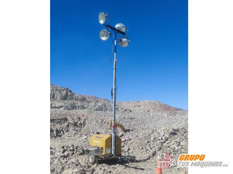 Arriendo de Allmand Night Lite Pro-II-C-138 - Torres de Iluminación