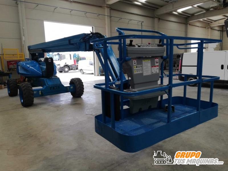 Arriendo de Jlg M600, Año 2020