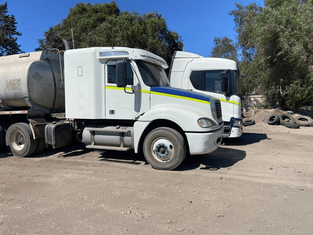 Venta de Freightliner CL120, Año 2015