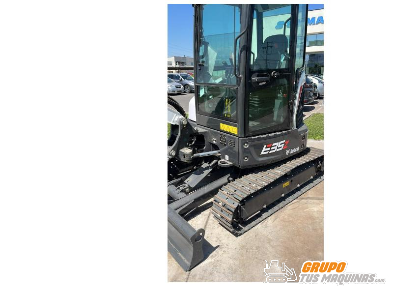 Arriendo de Bobcat E35Z, Año 2023