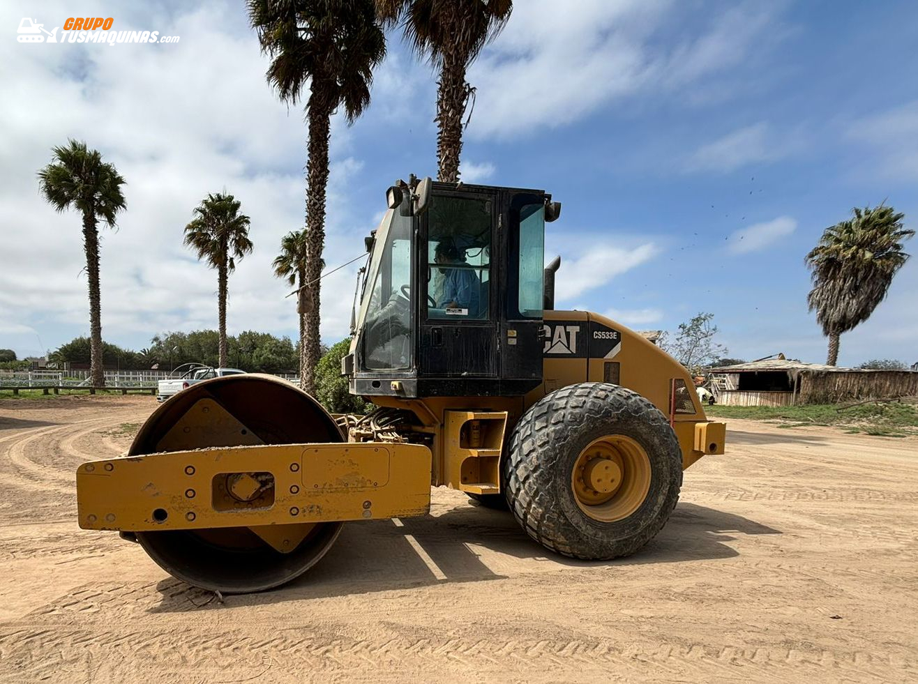 Venta de Caterpillar CS533E, Año 2012