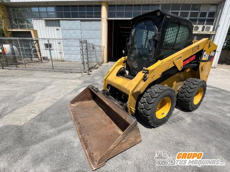 Arriendo de Caterpillar 246D - Minicargadores